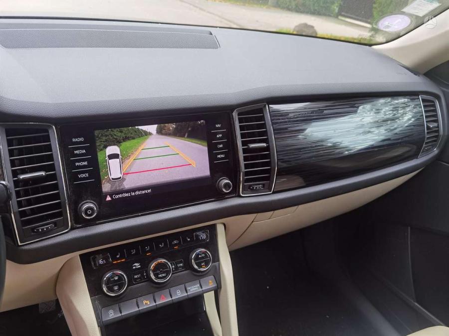 Zils Skoda Kodiaq 2018 Kauņa, ar dzinēja tilpumu 1.50 L un nobraukumu 134 tūkst. km par 12500 €, foto 31 vietnē AUTOMOTO.COM.LV