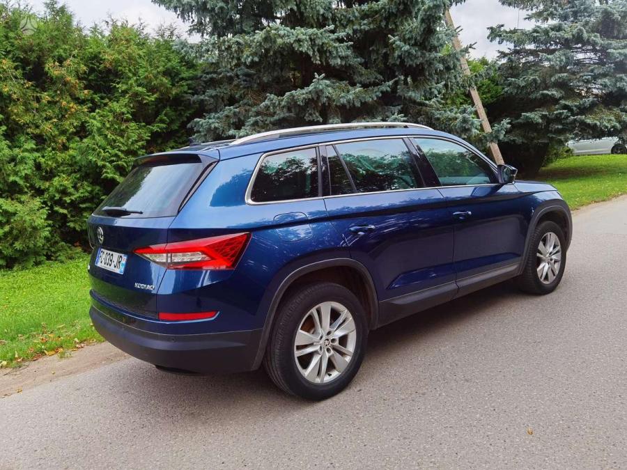 Zils Skoda Kodiaq 2018 Kauņa, ar dzinēja tilpumu 1.50 L un nobraukumu 134 tūkst. km par 12500 €, foto 57 vietnē AUTOMOTO.COM.LV