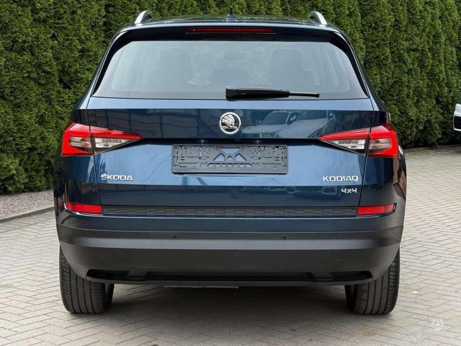 Zils Skoda Kodiaq 2018 Jonava, ar dzinēja tilpumu 1.97 L un nobraukumu 253 tūkst. km par 16750 €, foto 10 vietnē AUTOMOTO.COM.LV