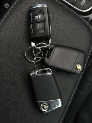 Zils Skoda Kodiaq 2018 Jonava, ar dzinēja tilpumu 1.97 L un nobraukumu 253 tūkst. km par 16750 €, foto 24 vietnē AUTOMOTO.COM.LV