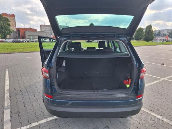 Zils Skoda Kodiaq 2018 Rīga, ar dzinēja tilpumu 2.00 L un nobraukumu 121 tūkst. km par 17500 €, foto 5 vietnē AUTOMOTO.COM.LV