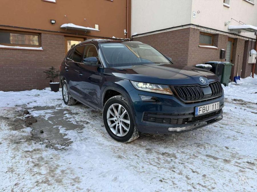 Синий Шкода Kodiaq 2019 в Вильнюс, объемом двигателя 1.97 л и пробегом 400 тыс. км за 15000 €, фото 3 на AUTOMOTO.COM.LV