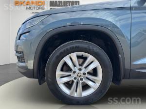 Blue Skoda Kodiaq 2019 in Riga, with an engine capacity of 2.00 L and mileage of 206 thousand km for 19490 €, photo 19 on AUTOMOTO.COM.LV