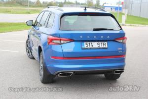 Zils Skoda Kodiaq 2019 Tallina, ar dzinēja tilpumu 2.00 L un nobraukumu 80 tūkst. km par 32999 €, foto 5 vietnē AUTOMOTO.COM.LV