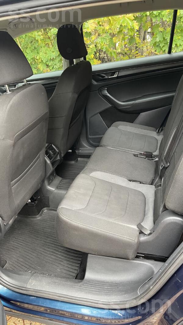 Zils Skoda Kodiaq 2019 Rīga, ar dzinēja tilpumu 1.50 L un nobraukumu 141 tūkst. km par 19800 €, foto 9 vietnē AUTOMOTO.COM.LV