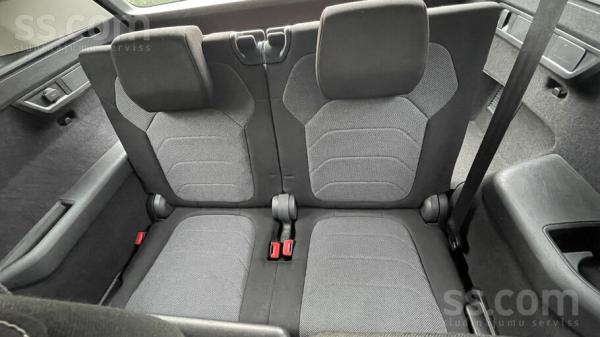 Zils Skoda Kodiaq 2019 Rīga, ar dzinēja tilpumu 1.50 L un nobraukumu 141 tūkst. km par 19800 €, foto 10 vietnē AUTOMOTO.COM.LV