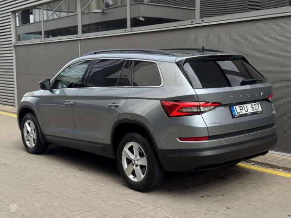 Синий Шкода Kodiaq 2020 в Вильнюс, объемом двигателя 2.00 л и пробегом 99 тыс. км за 21500 €, фото 3 на AUTOMOTO.COM.LV