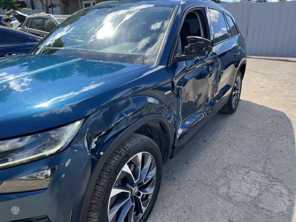 Blue Skoda Kodiaq 2020 in Kaunas, with an engine capacity of 1.97 L and mileage of 360 thousand km for 8900 €, photo 5 on AUTOMOTO.COM.LV
