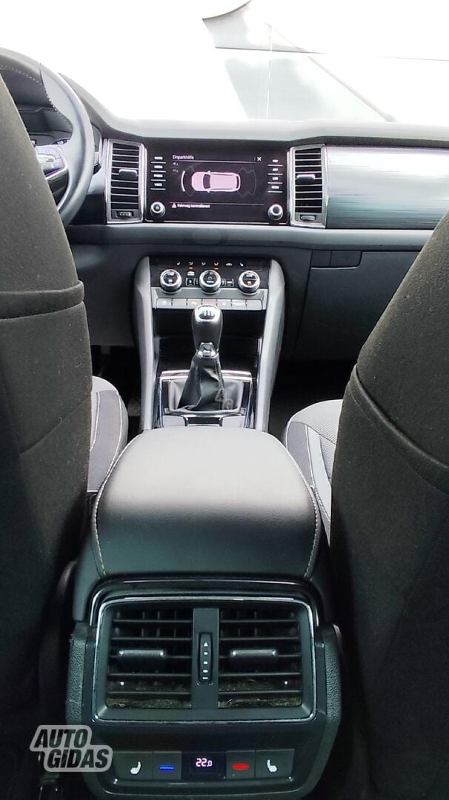 Blue Skoda Kodiaq 2020 in Ramuciai, with an engine capacity of 1.50 L and mileage of 92 thousand km for 17950 €, photo 16 on AUTOMOTO.COM.LV