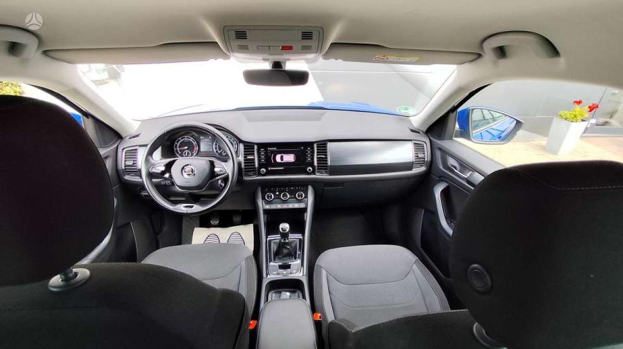 Синий Шкода Kodiaq 2020 в Каунас, объемом двигателя 1.50 л и пробегом 92 тыс. км за 17950 €, фото 3 на AUTOMOTO.COM.LV