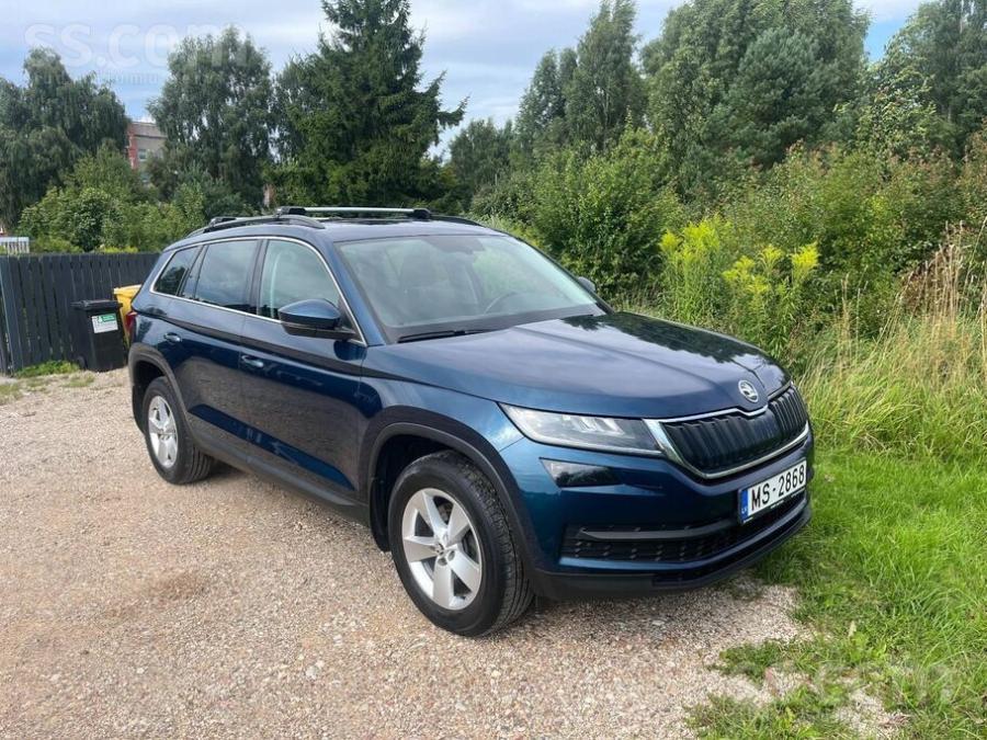 Zils Skoda Kodiaq 2020 Liepāja, ar dzinēja tilpumu 1.50 L un nobraukumu 120 tūkst. km par 21500 €, foto 1 vietnē AUTOMOTO.COM.LV