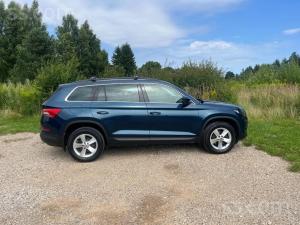 Zils Skoda Kodiaq 2020 Liepāja, ar dzinēja tilpumu 1.50 L un nobraukumu 120 tūkst. km par 21500 €, foto 3 vietnē AUTOMOTO.COM.LV