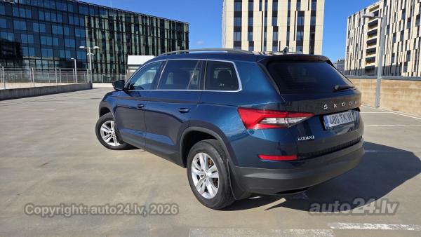 Skoda Kodiaq 2020 in Tallinn on AUTOMOTO.COM.LV Blue Skoda Kodiaq 2020 in Tallinn, with an engine capacity of 2.00 L and mileage of 215 thousand km for 21900 €, photo 5 on AUTOMOTO.COM.LV