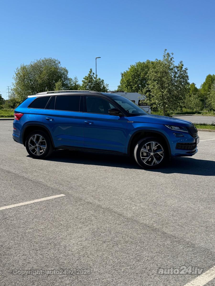 Zils Skoda Kodiaq 2021 Tallina, ar dzinēja tilpumu 2.00 L un nobraukumu 84 tūkst. km par 27000 €, foto 7 vietnē AUTOMOTO.COM.LV