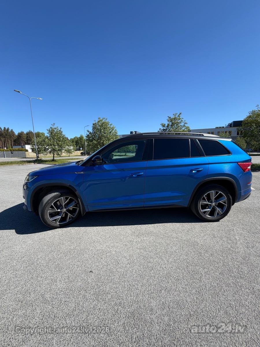 Zils Skoda Kodiaq 2021 Tallina, ar dzinēja tilpumu 2.00 L un nobraukumu 84 tūkst. km par 27000 €, foto 12 vietnē AUTOMOTO.COM.LV