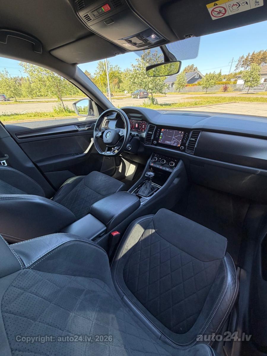 Zils Skoda Kodiaq 2021 Tallina, ar dzinēja tilpumu 2.00 L un nobraukumu 84 tūkst. km par 27000 €, foto 16 vietnē AUTOMOTO.COM.LV