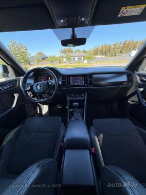 Zils Skoda Kodiaq 2021 Tallina, ar dzinēja tilpumu 2.00 L un nobraukumu 84 tūkst. km par 27000 €, foto 17 vietnē AUTOMOTO.COM.LV