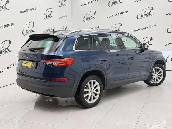 Blue Skoda Kodiaq 2021 in Vilnius, with an engine capacity of 1.50 L and mileage of 125 thousand km for 18900 €, photo 6 on AUTOMOTO.COM.LV