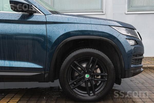 Синий Шкода Kodiaq 2021 в Вентспилс, объемом двигателя 2.00 л и пробегом 120 тыс. км за 22000 €, фото 9 на AUTOMOTO.COM.LV