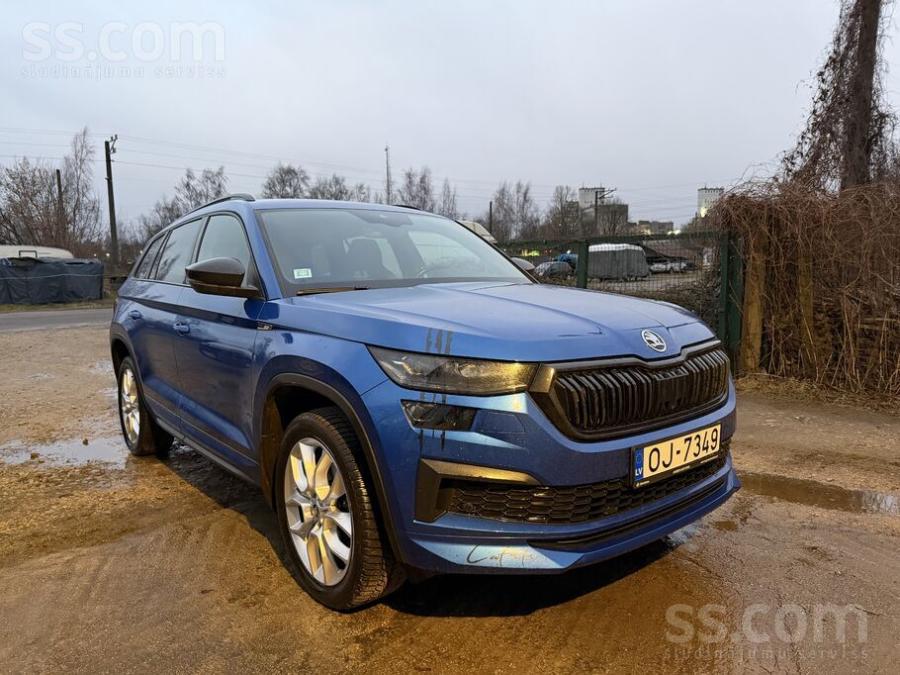 Zils Skoda Kodiaq 2022 Rīga, ar dzinēja tilpumu 2.00 L un nobraukumu 70 tūkst. km par 30500 €, foto 1 vietnē AUTOMOTO.COM.LV