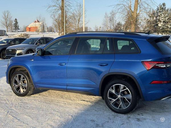 Blue Skoda Kodiaq 2022 in Siauliai, with an engine capacity of 1.50 L and mileage of 196 thousand km for 25398 €, photo 8 on AUTOMOTO.COM.LV