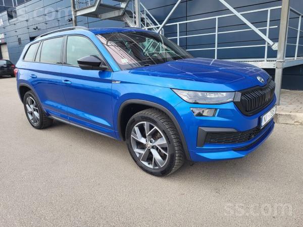 Blue Skoda Kodiaq 2022 in Riga, with an engine capacity of 2.00 L and mileage of 89 thousand km for 31900 €, photo 1 on AUTOMOTO.COM.LV