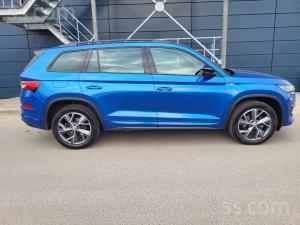 Blue Skoda Kodiaq 2022 in Riga, with an engine capacity of 2.00 L and mileage of 89 thousand km for 31900 €, photo 2 on AUTOMOTO.COM.LV