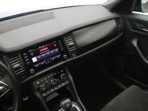Zils Skoda Kodiaq 2022 Viļņa, ar dzinēja tilpumu 2.00 L un nobraukumu 199 tūkst. km par 25999 €, foto 22 vietnē AUTOMOTO.COM.LV