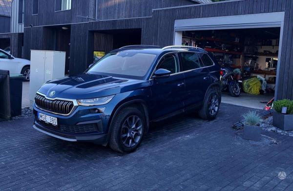 Синий Шкода Kodiaq 2022 в Вильнюс, объемом двигателя 1.97 л и пробегом 76 тыс. км за 27500 €, фото 1 на AUTOMOTO.COM.LV