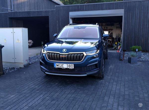 Синий Шкода Kodiaq 2022 в Вильнюс, объемом двигателя 1.97 л и пробегом 76 тыс. км за 27500 €, фото 3 на AUTOMOTO.COM.LV