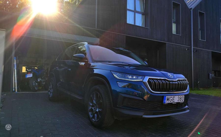 Синий Шкода Kodiaq 2022 в Вильнюс, объемом двигателя 1.97 л и пробегом 76 тыс. км за 27500 €, фото 5 на AUTOMOTO.COM.LV