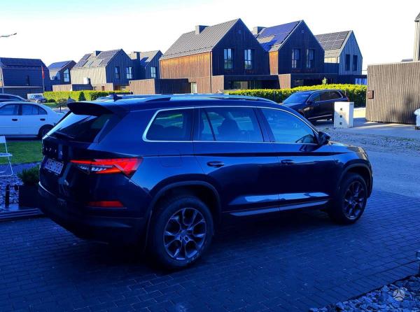 Синий Шкода Kodiaq 2022 в Вильнюс, объемом двигателя 1.97 л и пробегом 76 тыс. км за 27500 €, фото 5 на AUTOMOTO.COM.LV
