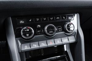 Zils Skoda Kodiaq 2022 Mārupe, ar dzinēja tilpumu 2.00 L un nobraukumu 147 tūkst. km par 27850 €, foto 26 vietnē AUTOMOTO.COM.LV