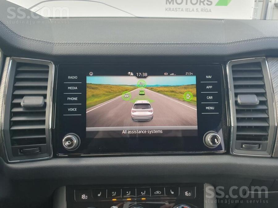 Zils Skoda Kodiaq 2022 Rīga, ar dzinēja tilpumu 1.50 L un nobraukumu 87 tūkst. km par 27500 €, foto 24 vietnē AUTOMOTO.COM.LV