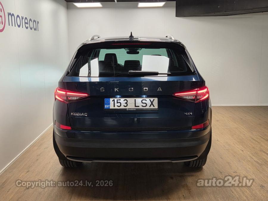 Zils Skoda Kodiaq 2022 Tallina, ar dzinēja tilpumu 2.00 L un nobraukumu 115 tūkst. km par 29900 €, foto 6 vietnē AUTOMOTO.COM.LV