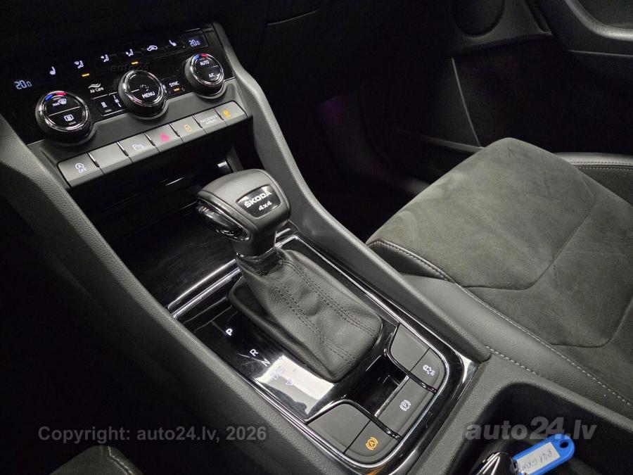 Zils Skoda Kodiaq 2022 Tallina, ar dzinēja tilpumu 2.00 L un nobraukumu 115 tūkst. km par 29900 €, foto 13 vietnē AUTOMOTO.COM.LV