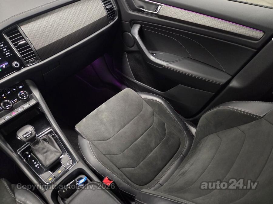 Zils Skoda Kodiaq 2022 Tallina, ar dzinēja tilpumu 2.00 L un nobraukumu 115 tūkst. km par 29900 €, foto 17 vietnē AUTOMOTO.COM.LV