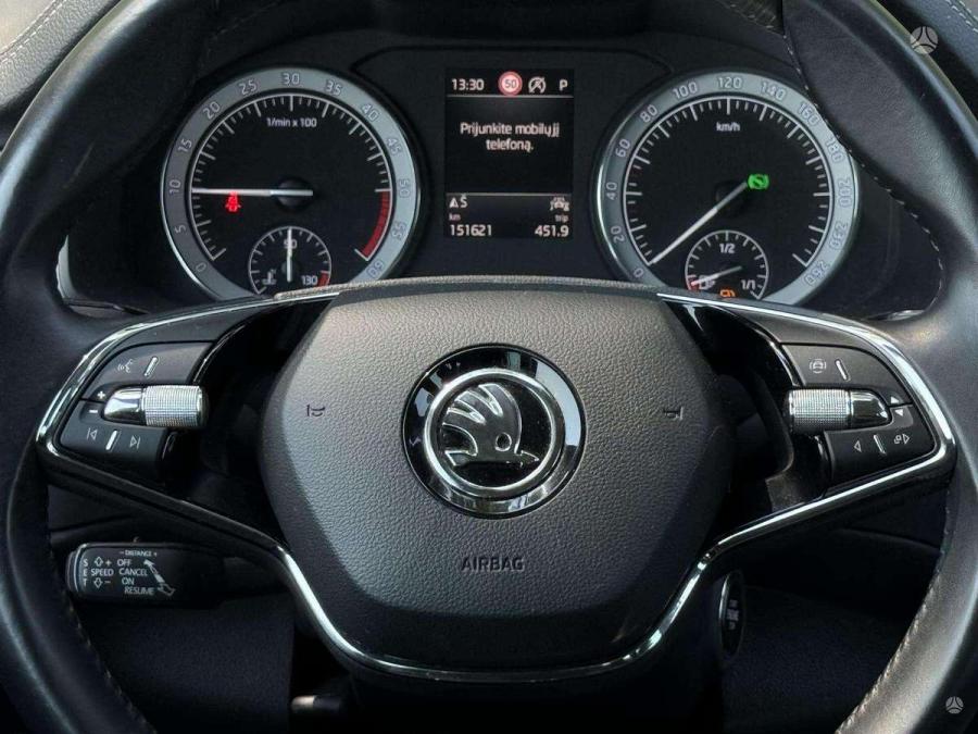 Zils Skoda Kodiaq 2022 Viļņa, ar dzinēja tilpumu 1.97 L un nobraukumu 151 tūkst. km par 19990 €, foto 27 vietnē AUTOMOTO.COM.LV