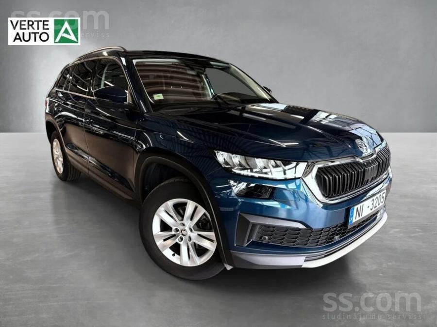 Blue Skoda Kodiaq 2022 in Riga, with an engine capacity of 1.50 L and mileage of 89 thousand km for 24500 €, photo 4 on AUTOMOTO.COM.LV
