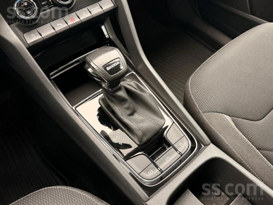Blue Skoda Kodiaq 2022 in Riga, with an engine capacity of 1.50 L and mileage of 89 thousand km for 24500 €, photo 12 on AUTOMOTO.COM.LV