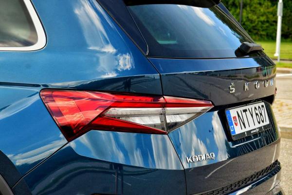Blue Skoda Kodiaq 2022 in Vilnius, with an engine capacity of 1.97 L and mileage of 86 thousand km for 27500 €, photo 7 on AUTOMOTO.COM.LV