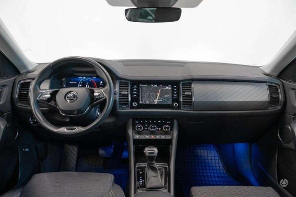 Skoda Kodiaq 2022 in Vilnius on AUTOMOTO.COM.LV Blue Skoda Kodiaq 2022 in Vilnius, with an engine capacity of 2.00 L and mileage of 152 thousand km for 25800 €, photo 9 on AUTOMOTO.COM.LV