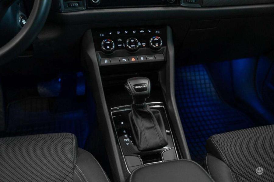 Zils Skoda Kodiaq 2022 Viļņa, ar dzinēja tilpumu 2.00 L un nobraukumu 152 tūkst. km par 25800 €, foto 18 vietnē AUTOMOTO.COM.LV