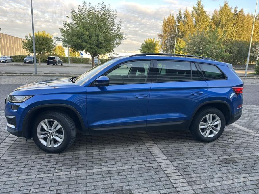 Blue Skoda Kodiaq 2022 in Riga, with an engine capacity of 1.50 L and mileage of 77 thousand km for 23500 €, photo 3 on AUTOMOTO.COM.LV