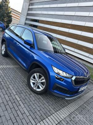 Blue Skoda Kodiaq 2022 in Riga, with an engine capacity of 1.50 L and mileage of 77 thousand km for 23500 €, photo 4 on AUTOMOTO.COM.LV