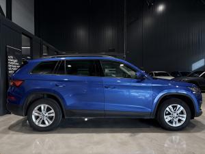 Zils Skoda Kodiaq 2022 Rīga, ar dzinēja tilpumu 1.50 L un nobraukumu 77 tūkst. km par 22990 €, foto  vietnē AUTOMOTO.COM.LV