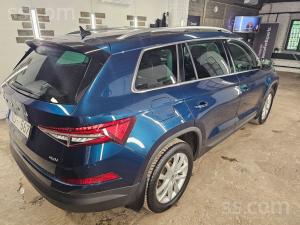 Blue Skoda Kodiaq 2022 in Jekabpils, with an engine capacity of 2.00 L and mileage of 166 thousand km for 26999 €, photo 7 on AUTOMOTO.COM.LV