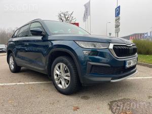 Синий Шкода Kodiaq 2023 в Рига, объемом двигателя 1.50 л и пробегом 78 тыс. км за 24500 €, фото 2 на AUTOMOTO.COM.LV