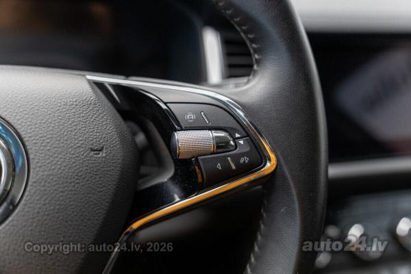 Zils Skoda Kodiaq 2023 Jehvi, ar dzinēja tilpumu 2.00 L un nobraukumu 49 tūkst. km par 31990 €, foto 11 vietnē AUTOMOTO.COM.LV