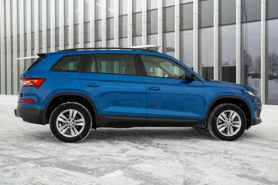 Zils Skoda Kodiaq 2023 Viļņa, ar dzinēja tilpumu 1.97 L un nobraukumu 107 tūkst. km par 24450 €, foto 2 vietnē AUTOMOTO.COM.LV